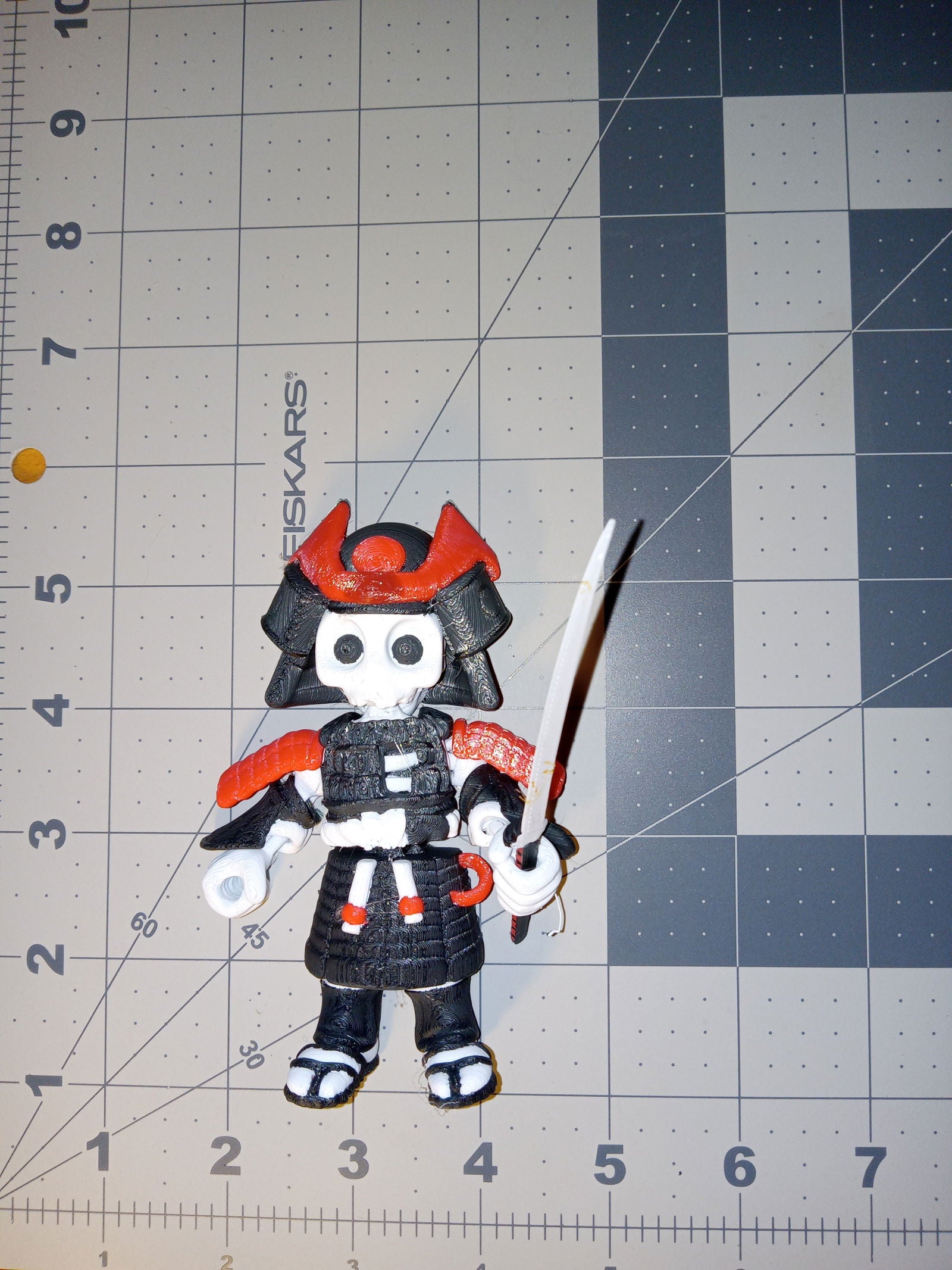 3D Printed Articulated Bone Samurai with Removable Sword for Decor ...